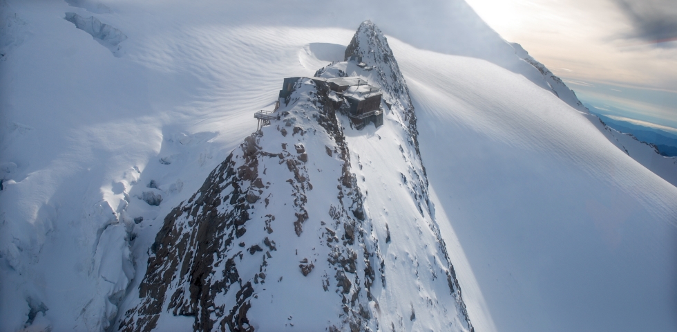 rifugimonterosa.it - Gals - Capanna Gnifetti - Gallery 03